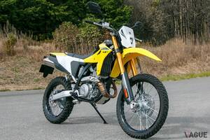 簡単なオフロードだって行けちゃう!? 軽さを生かした走りが楽しめ車検もいらない 個性派「250ccクラス」軽二輪3選（VAGUE） | 自動車情報・ニュース - carview!